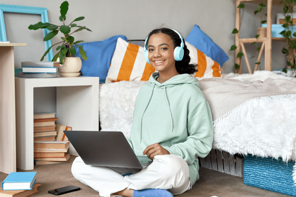 Online Tutoring vs High-Dosage Tutoring | Blog | Holston Academy
